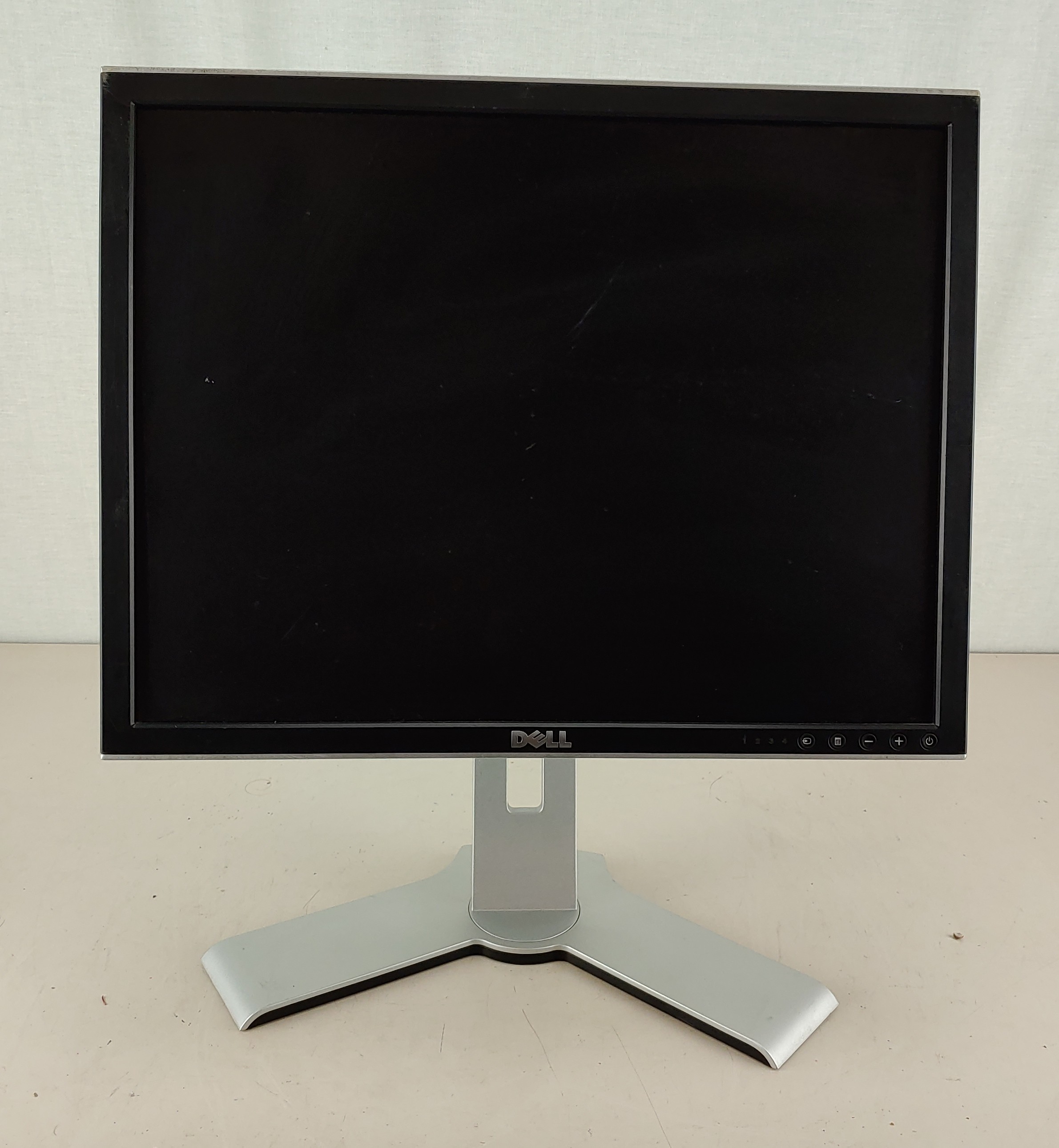 Dell 2007FPb UltraSharp 20" LCD Monitor + Cables - Monitors - Computers ...